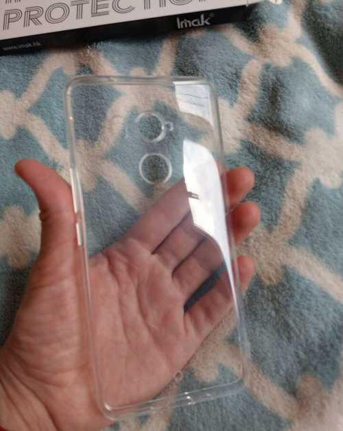Прозрачный чехол и пленка на HTC U 11+