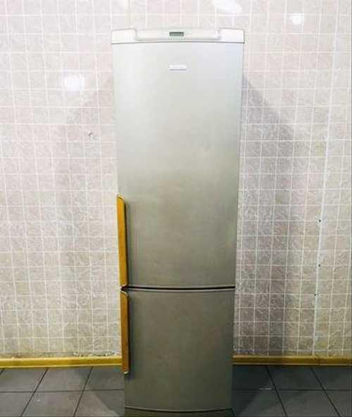 Высокий Холодильник Electrolux с системой NoFrost