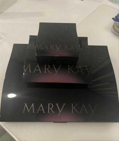 Футляры для косметики Mary Kay + косметичка