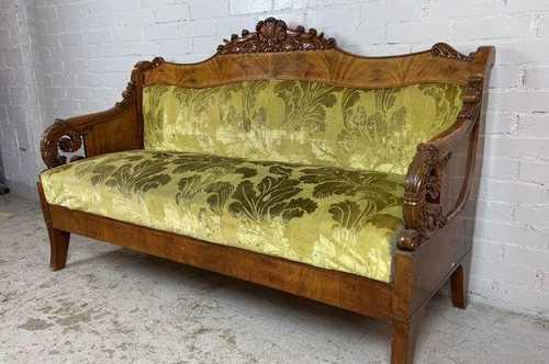Антикварный русский диван, 19 век. Ампир