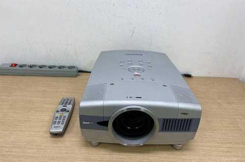 Проектор Sanyo PLC-XT16