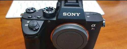 Продам Sony Alpha A7 mk III