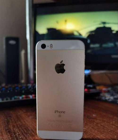 Телефон iPhone 5se