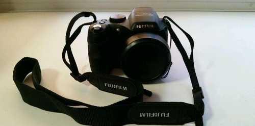 Fujifilm FinePix S2000HD