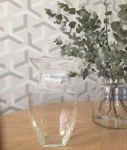 Стеклянная ваза завода Неман