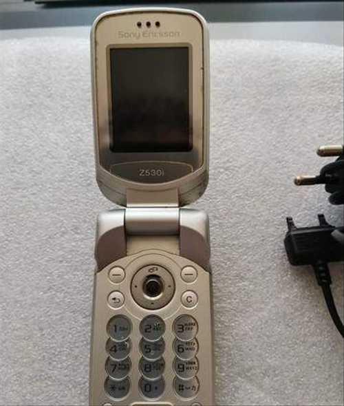 Мобильный телефон Soni Ericsson