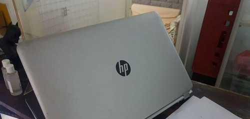 Серый корпус ноутбука HP 17-F