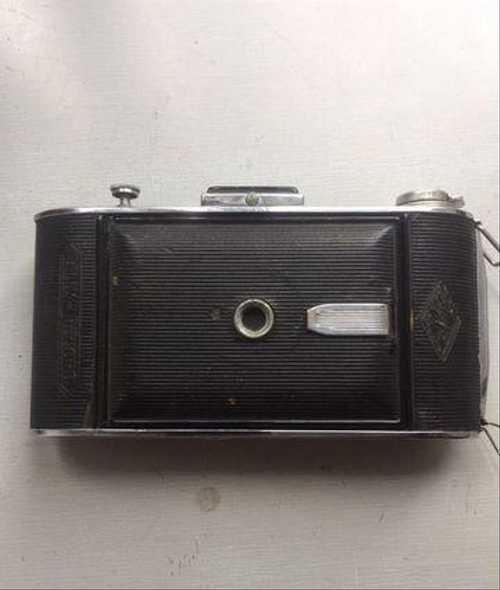 Старинный фотоаппарат agfa