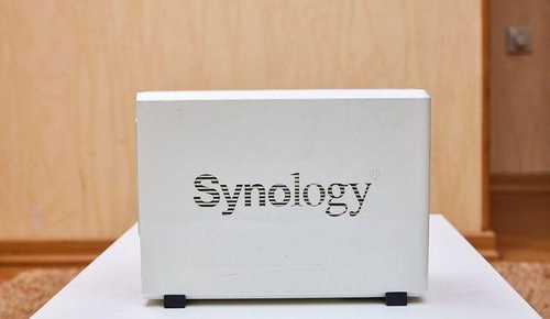 Synology DS212