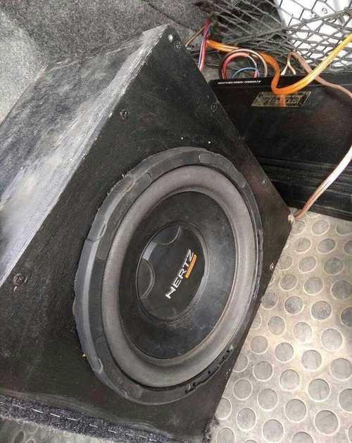 Сабвуфер hertz ES250 500watt
