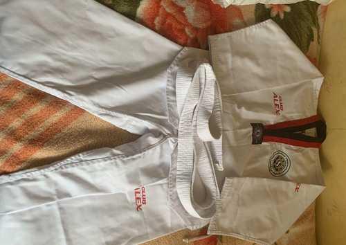 Детская форма тхеквондо