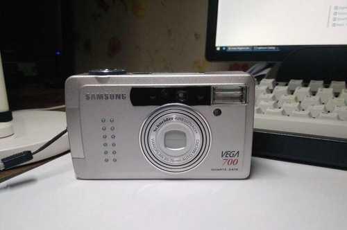 Фотоаппарат Samsung Vega 700