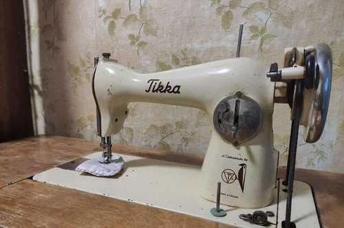 Швейная машинка "Тикка 45" с ножным приводом