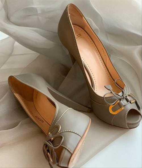 Туфли Bally