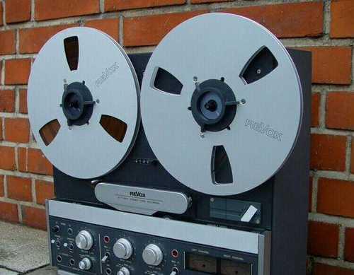 Катушечный магнитофон Revox B77