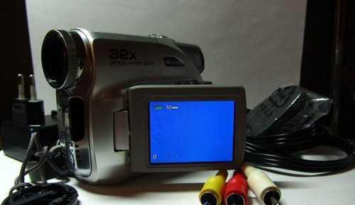 Продам видеокамеру JVC GR-D340E