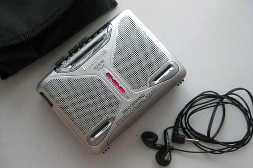 Винтажный кассетный плеер Panasonic RQ-A200