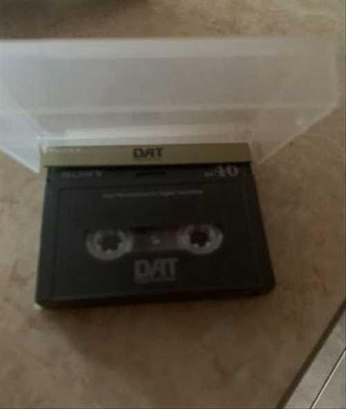 DAT кассета Sony с записью