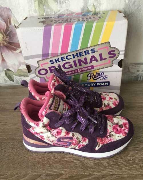 Кроссовки Skechers