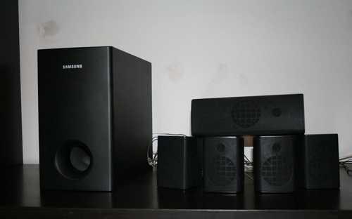Комплект акустических систем Samsung