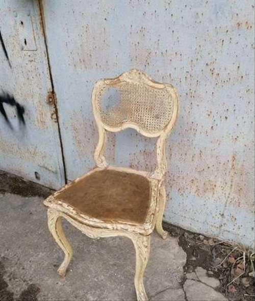 Старинный стул царских времен