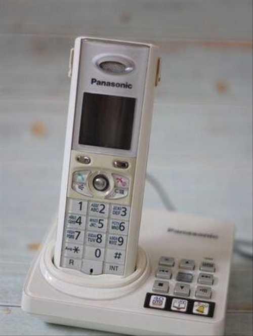 Телефон Panasonic KX-TG82225RU