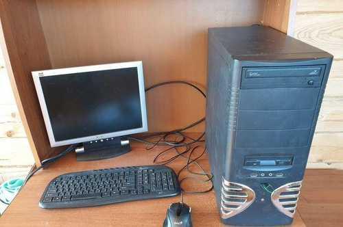 Компьютер + монитор + компьютерный стол