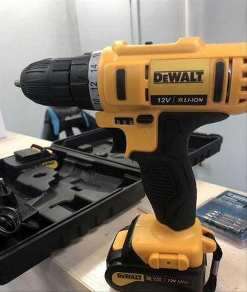 Шуруповерт Dewalt 12v