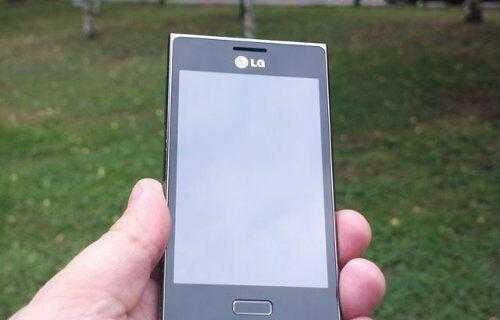 Смартфон LG Optimus L5 (E612)