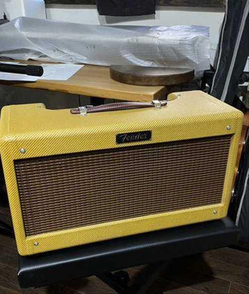 Ламповый комбоусилитель fender tube reverb unit, r