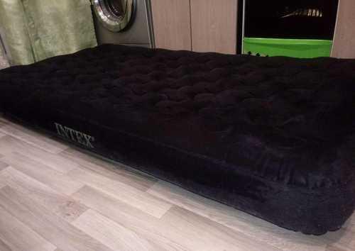 Матрас (кровать) надувной со встроенным насосом