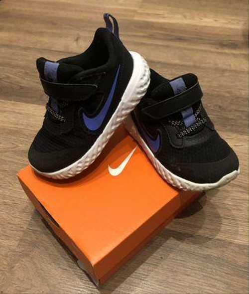 Кроссовки nike