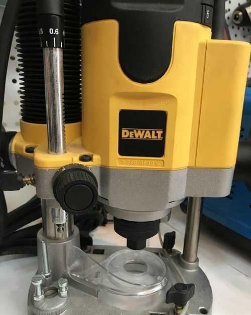 Фрезер dewalt DW 621