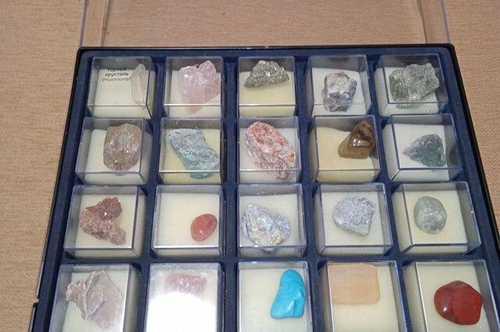 Коллекция камней и минералов 33 штуки + Журналы