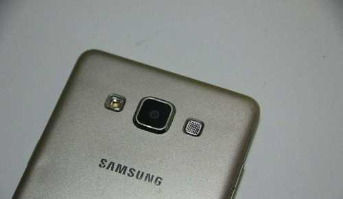 Телефон Samsung Galaxy A5