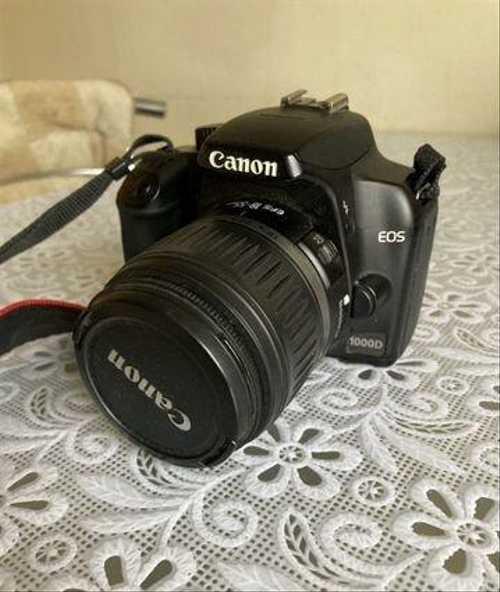 Зеркальный фотоаппарат canon1000D