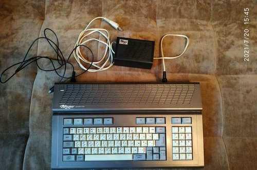 Настольный компьютер, клон ZX Spectrum - Magic 06