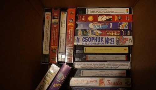 Коллекция старых мультфильмов на видеокассетах VHS
