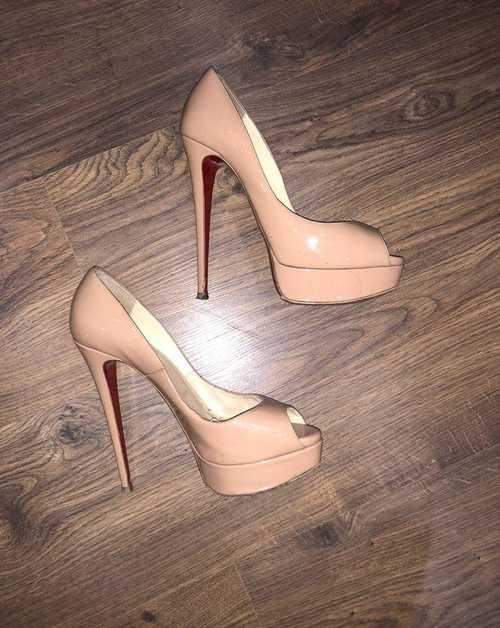 Туфли Christian Louboutin lady peep