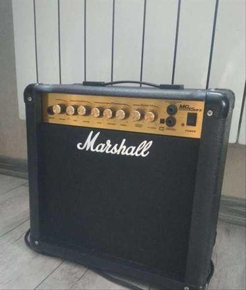 Комбоусилитель Marshall MG15DFX