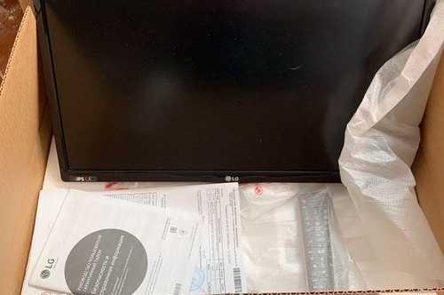 Телевизор LG 22LH450V-PZ