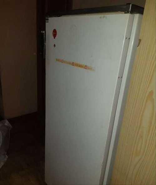 Холодильник "полюс "