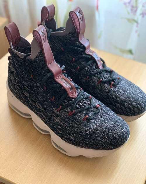 Кроссовки баскетбольные Nike LeBron 15 (XV)