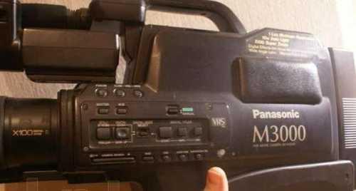 Полупрофессиональная камера Panasonic М3000 VHS