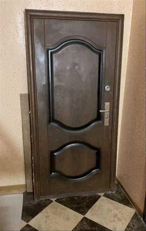 Входная металическая дверь