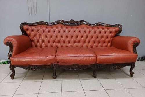 Винтажный кожаный диван Италия