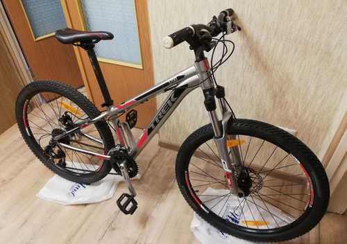 Велосипед Trek 3700 disc