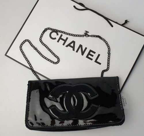 Клатч кроссбоди лак Chanel Vip Gift