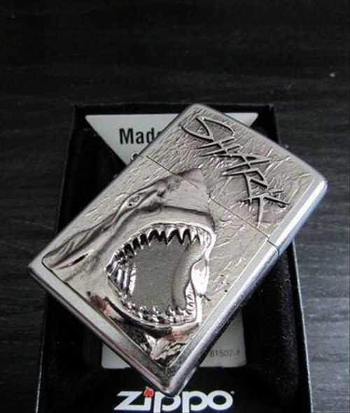 Zippo 2.003.238 Shark Emblem 2013 - Street Chrome