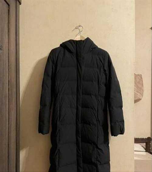 Бесшовное удлиненное пуховое пальто/пуховик uniqlo